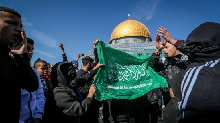 Mossad: Hamas wil tijdens Ramadan escalatie uitlokken – Israel Today ...